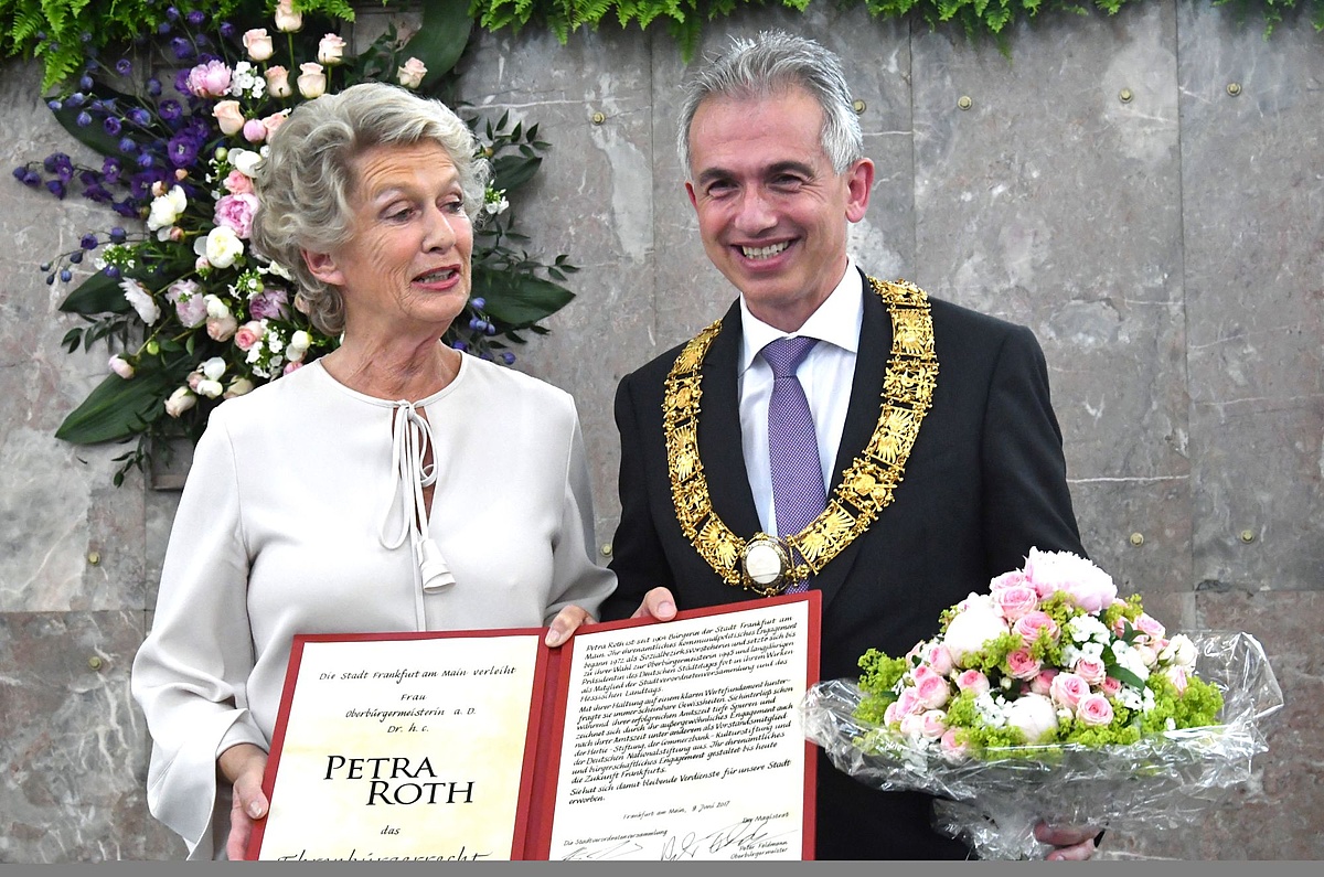 Petra Roth zur Ehrenbürgerin der Stadt Frankfurt ernannt